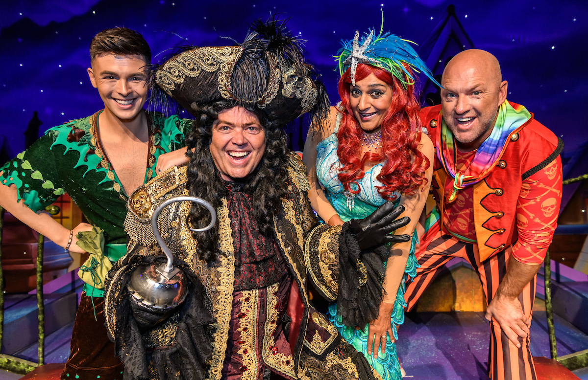 Panto Stars Fly into Birmingham to Launch Peter Pan - Birmingham Hippodrome